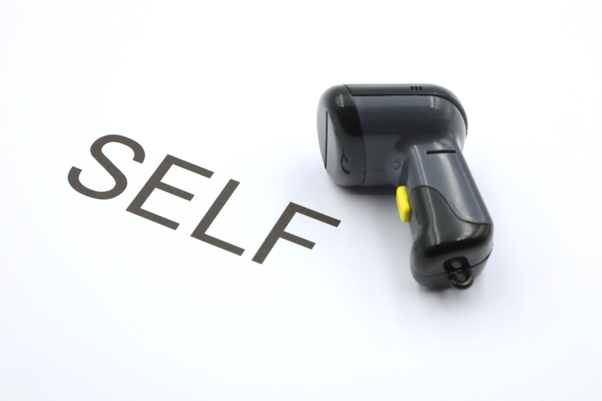 トイレ換気扇の交換はどこに頼む？費用も解説【ホームセンターなど】 | 電気工事ならDENKI110